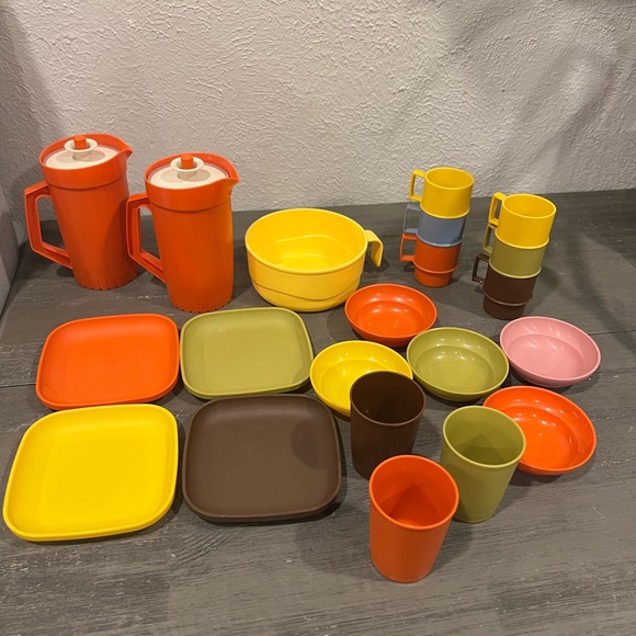 Tupperware | Toys | Vintage Lot Kids Tupperware Toys Mini Playset Cups ...